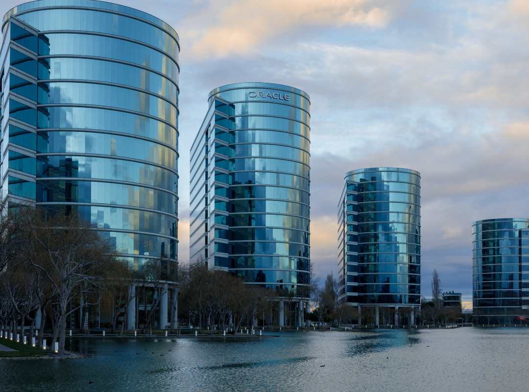 מהו היפוך שרוול? כל ההיבטים החשובים בתהליך רישום החברה שלך כחברה זרה ...